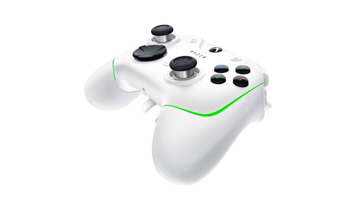 Buy Razer Wolverine V2 Chroma Wired Gaming Controller for Xbox Series X ...